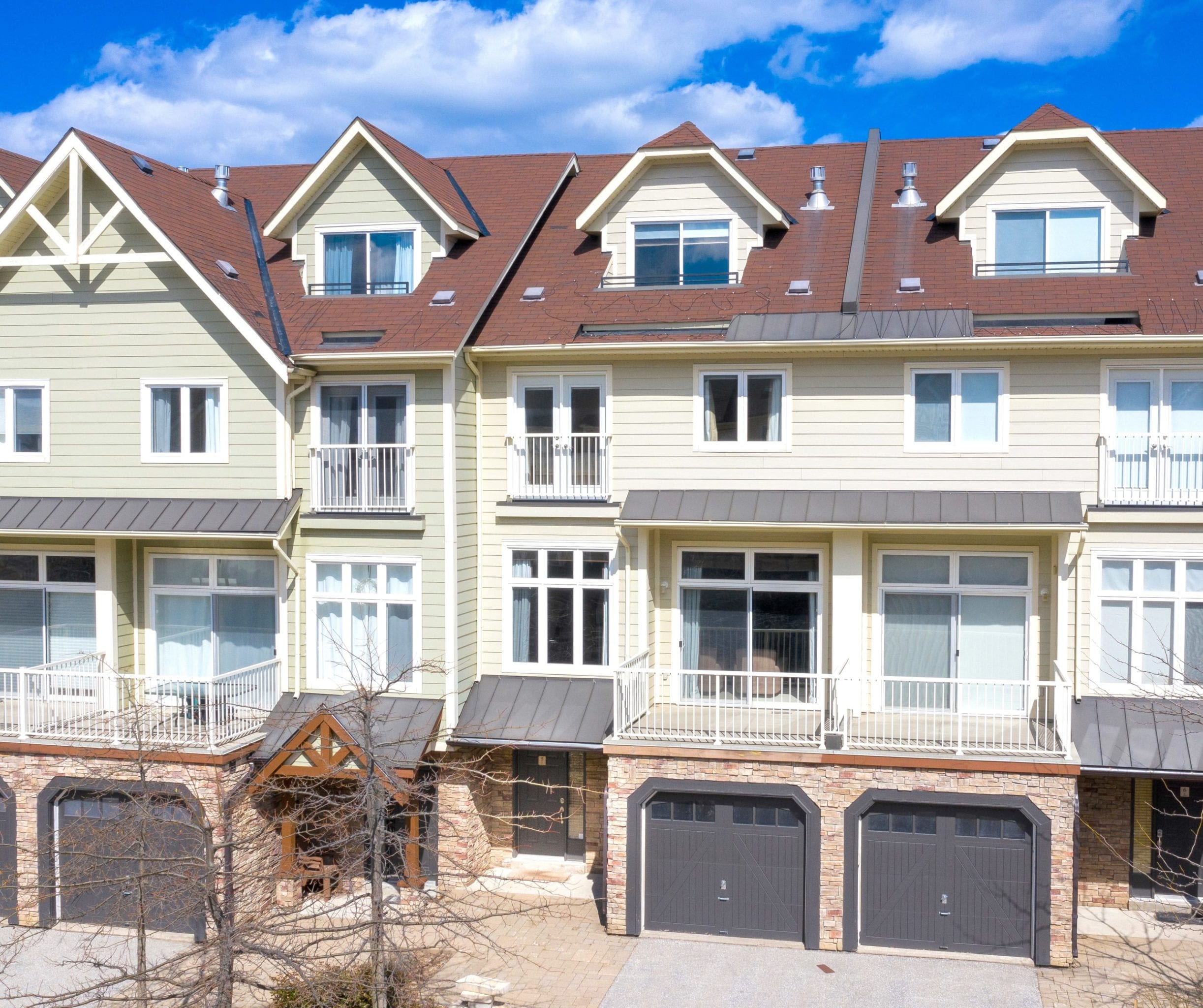 104 Farm Gate Road, Unit 5 - LifestylesNorth