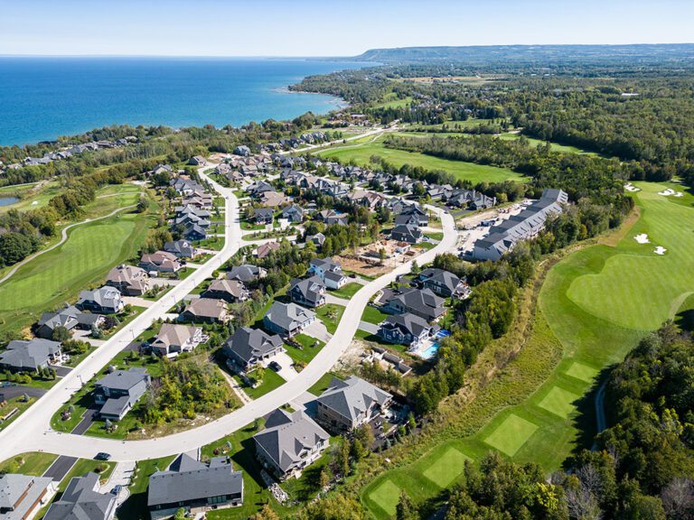 Pros of Moving to Thornbury, Ontario - LifestylesNorth